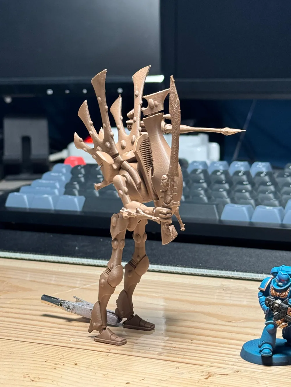 Aeldari Wraithlord Warhammer 40,000 Full-Scale Model by Gallerus ...