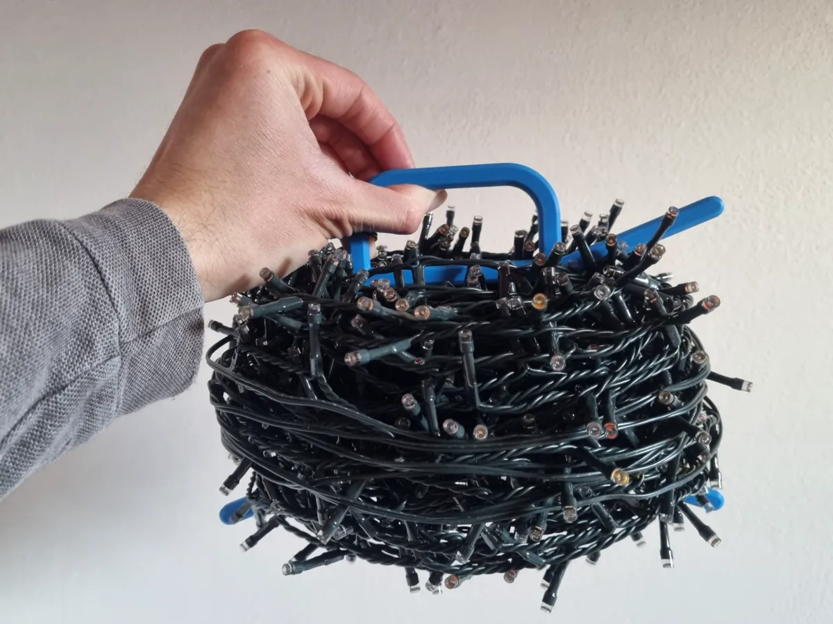 Reel/Winder for Christmas lights, Paracord etc. - Free 3D Print Model ...