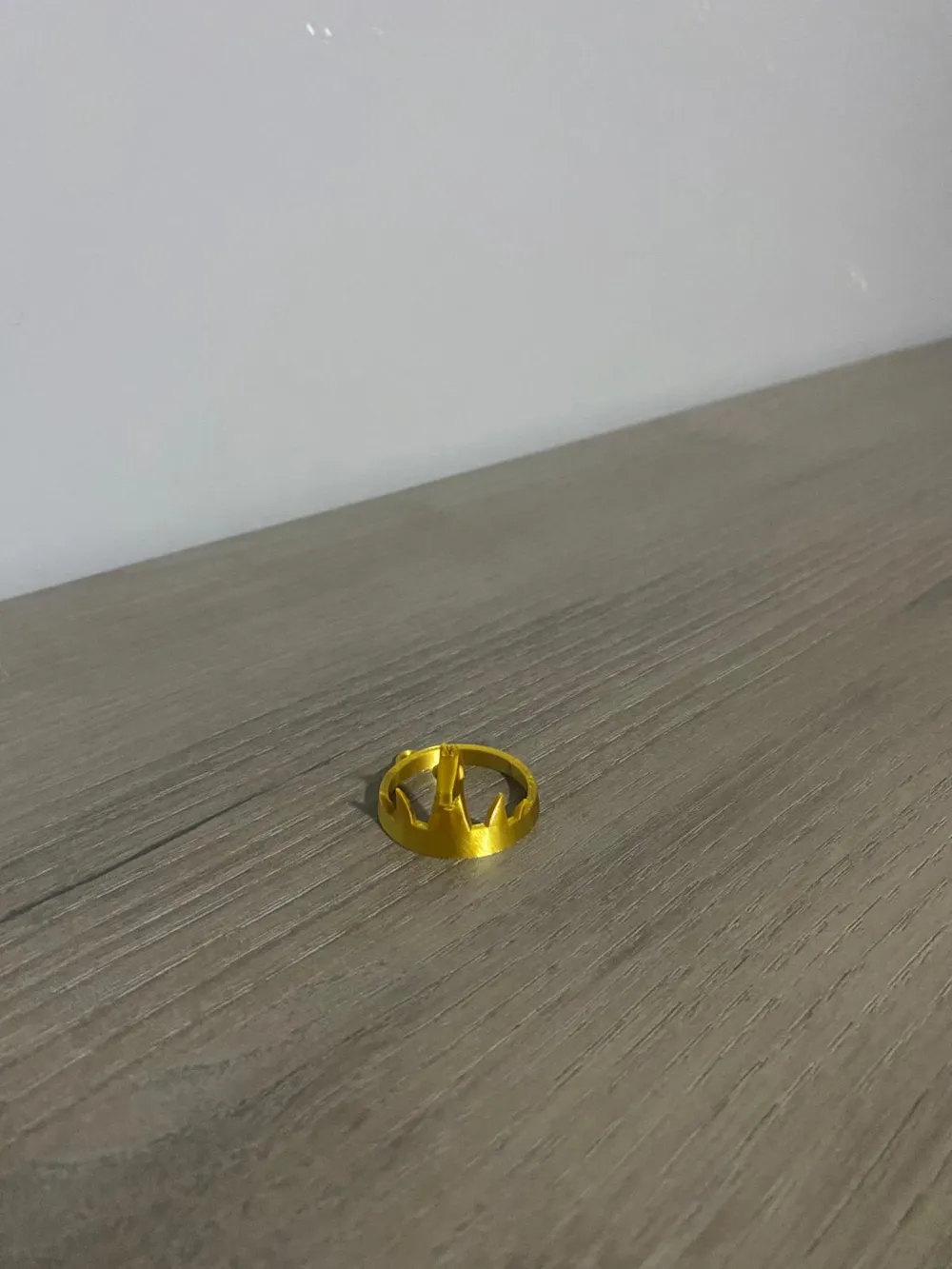 Fortnite Victory Crown Key Chain - Free 3D Print Model - MakerWorld