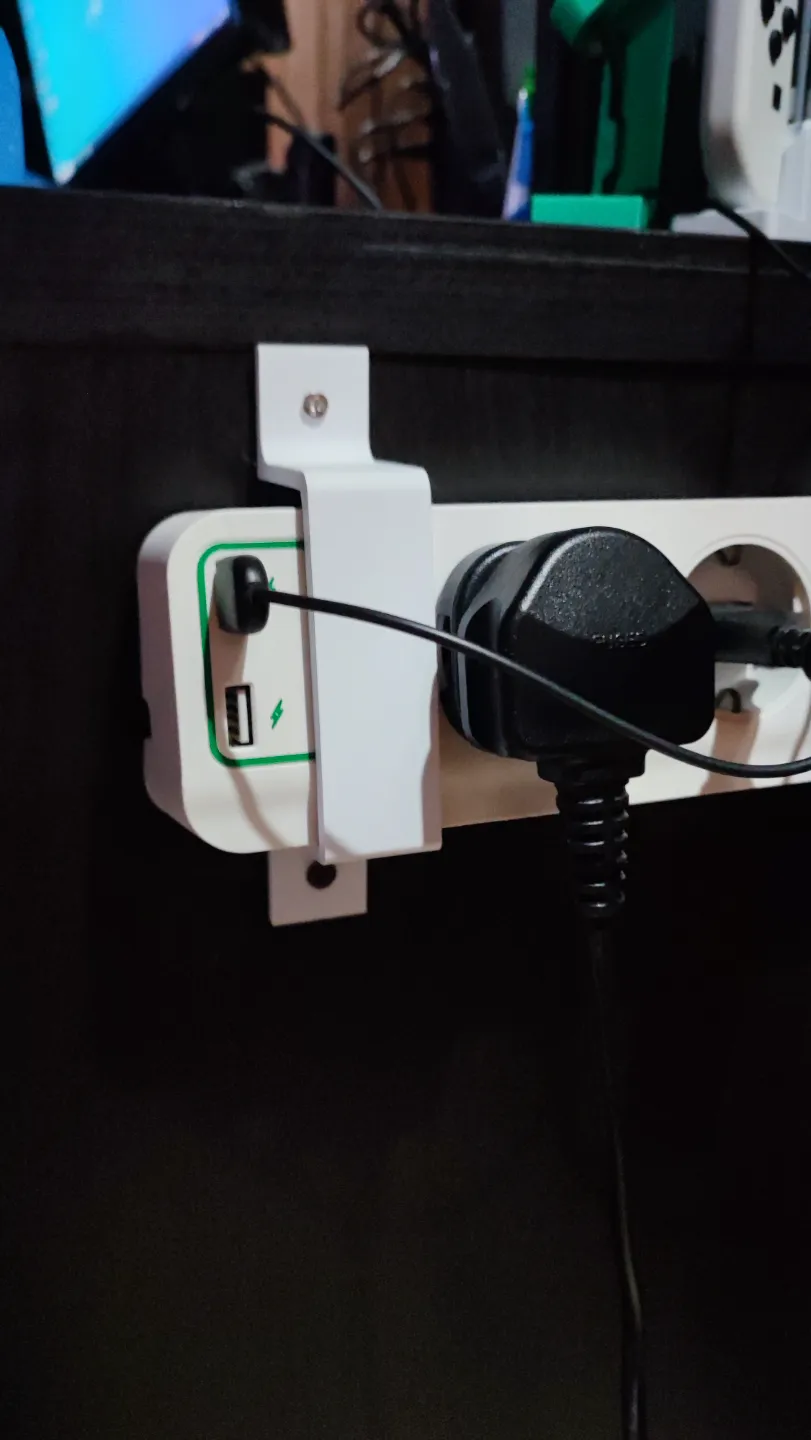 APC multi-socket bracket PMU5-GR by Joker3d - MakerWorld