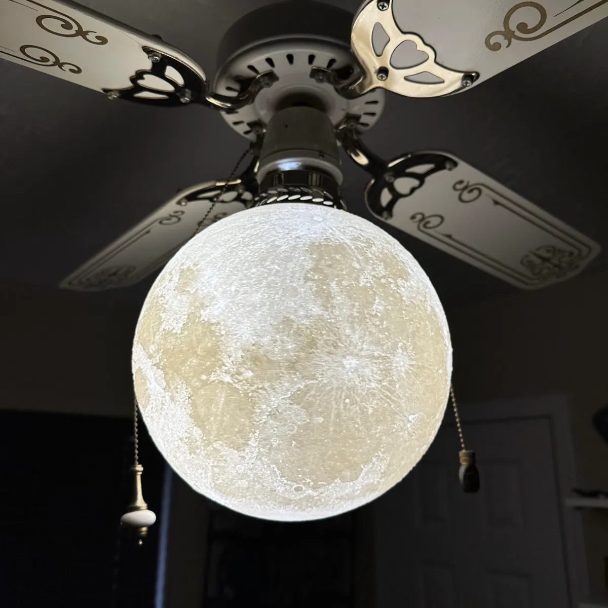Moon - Ceiling Fan Adapter - Free 3D Print Model - MakerWorld