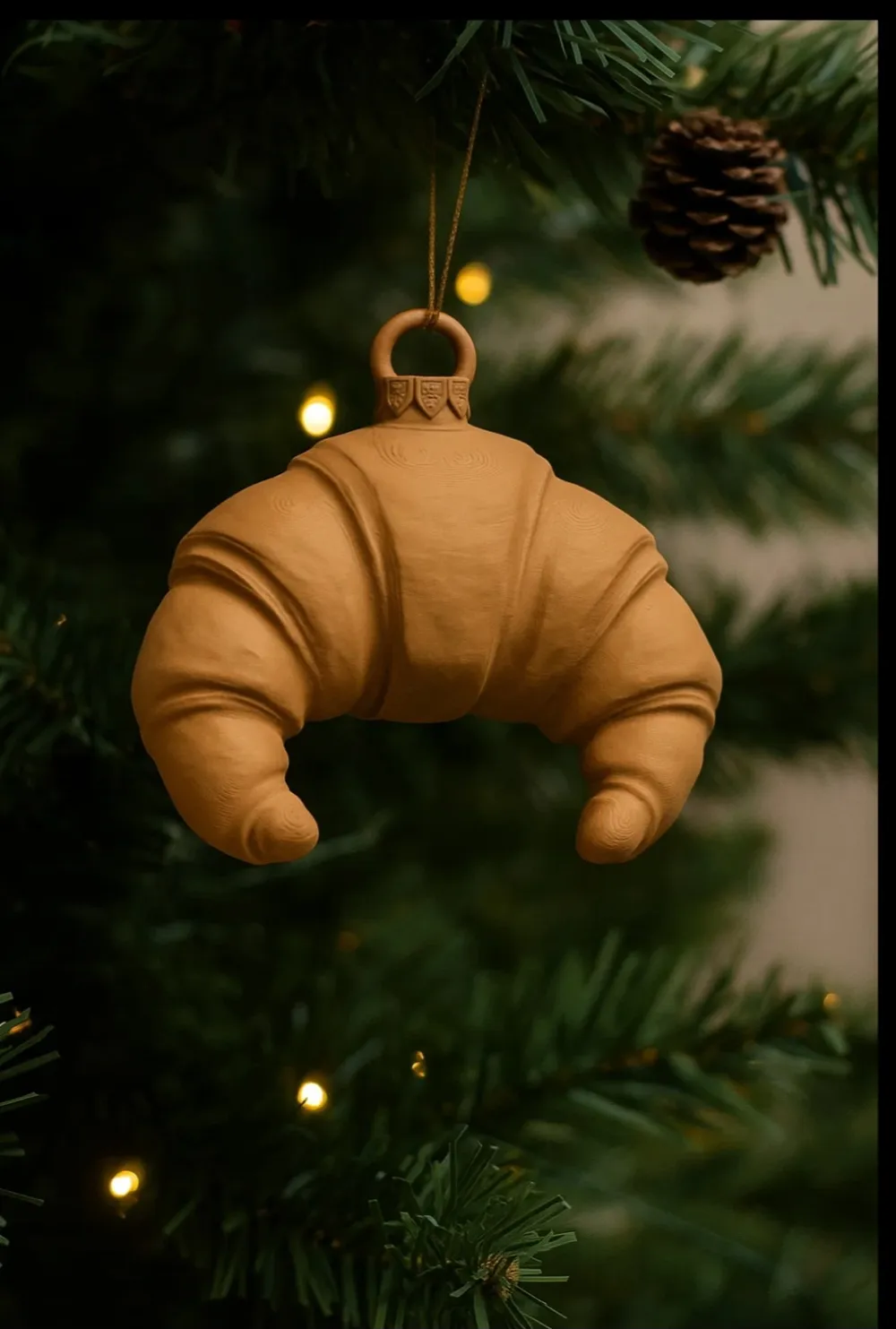 Croissant – Christmas Tree Ornament - Free 3D Print Model - MakerWorld