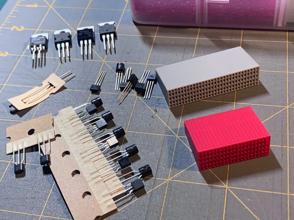 Organizing widget for breadboard project by yangc12345 - MakerWorld