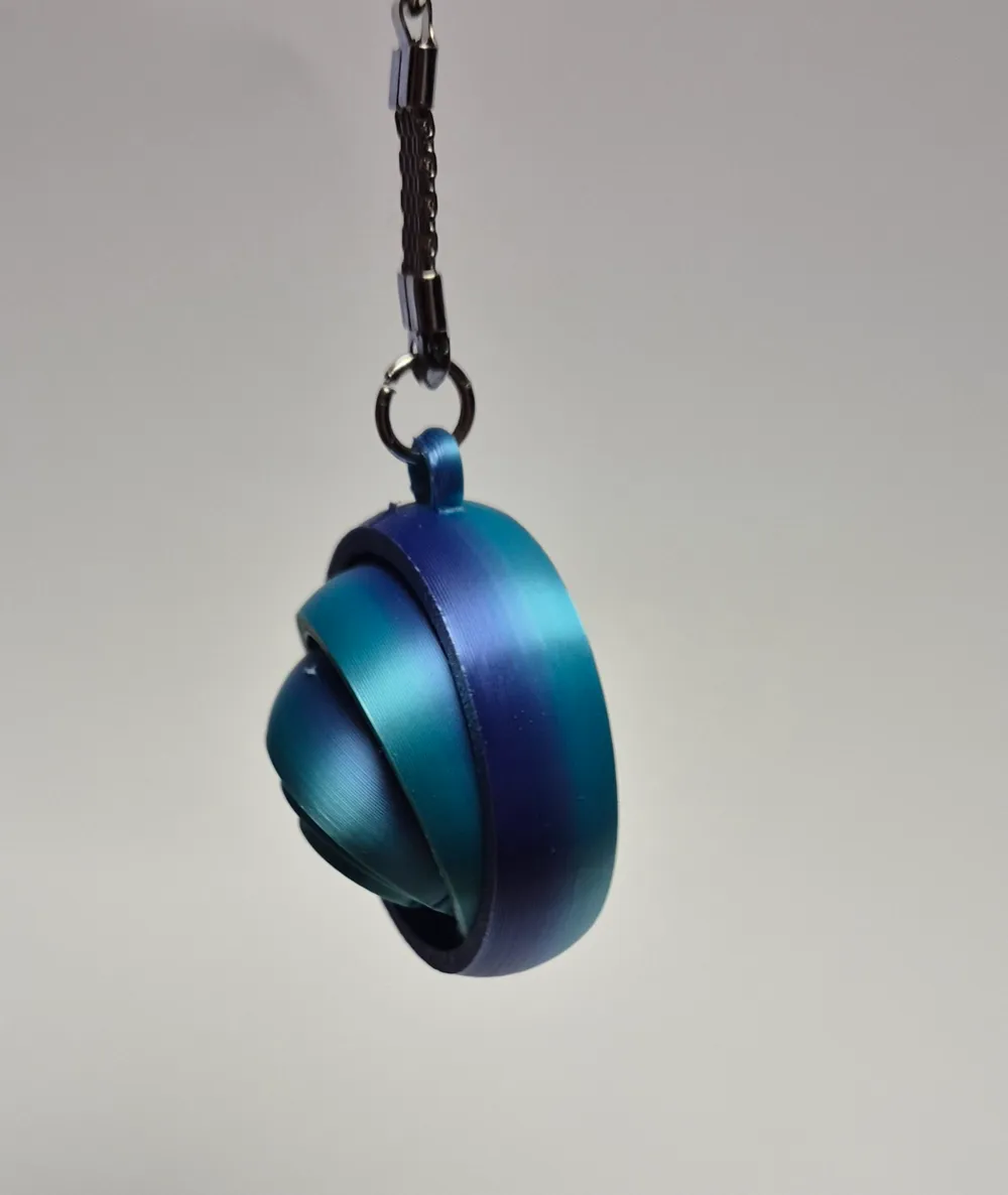 Gyro fidget for keychain Free to sell by LangHjornArt MakerWorld ...
