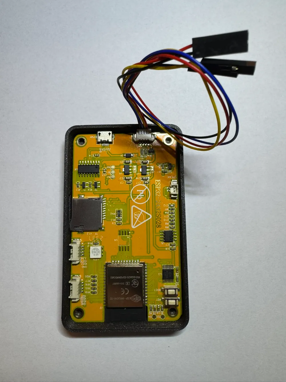 X-Touch ESP32-2432S028R Desk stand Remixed by Michal - MakerWorld