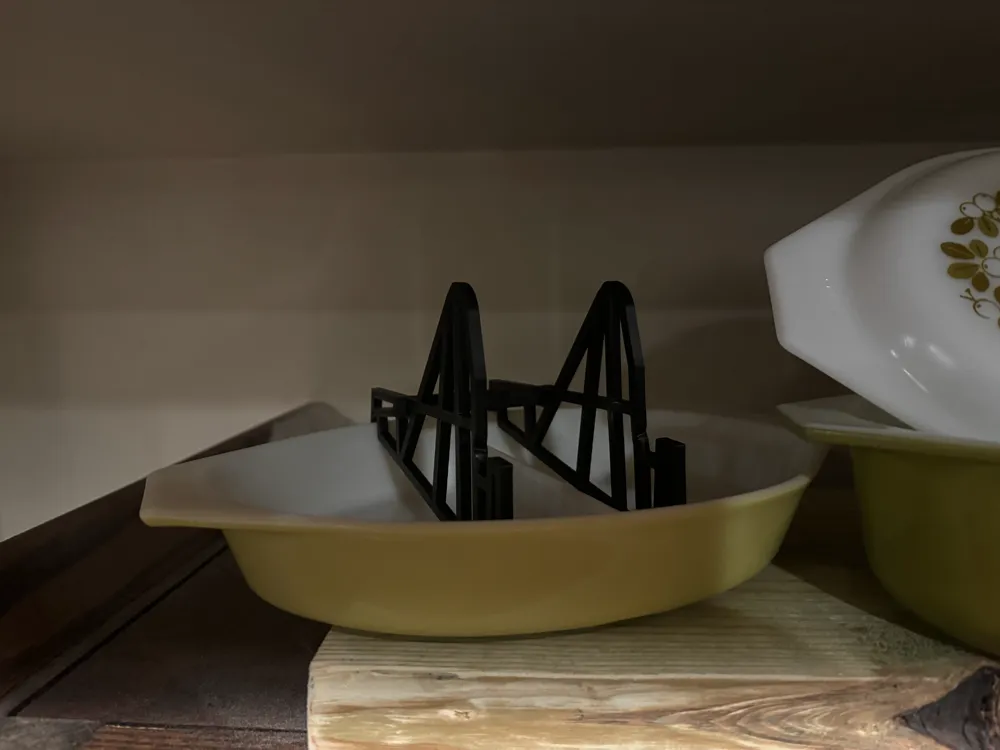 Pyrex 063 Oval Divided Dish Display - Free 3D Print Model - MakerWorld