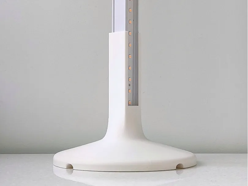 Barrina T5 Grow Light Vertical Stand - Free 3D Print Model - MakerWorld