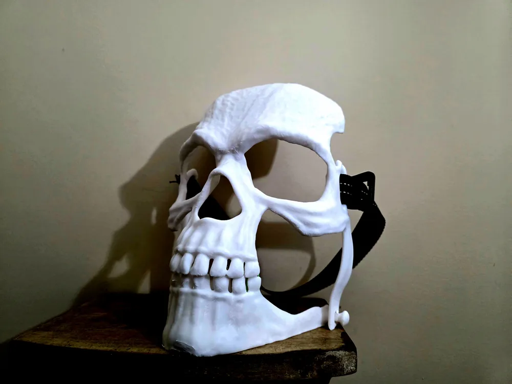 Skull Mask - Hinged Jaw - 2025 - Free 3D Print Model - MakerWorld