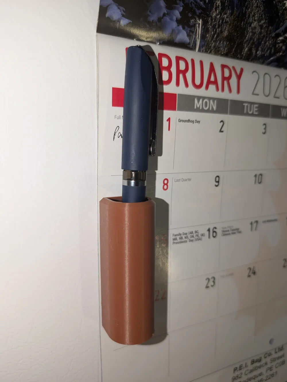 Magnetic pen holder - Free 3D Print Model - MakerWorld