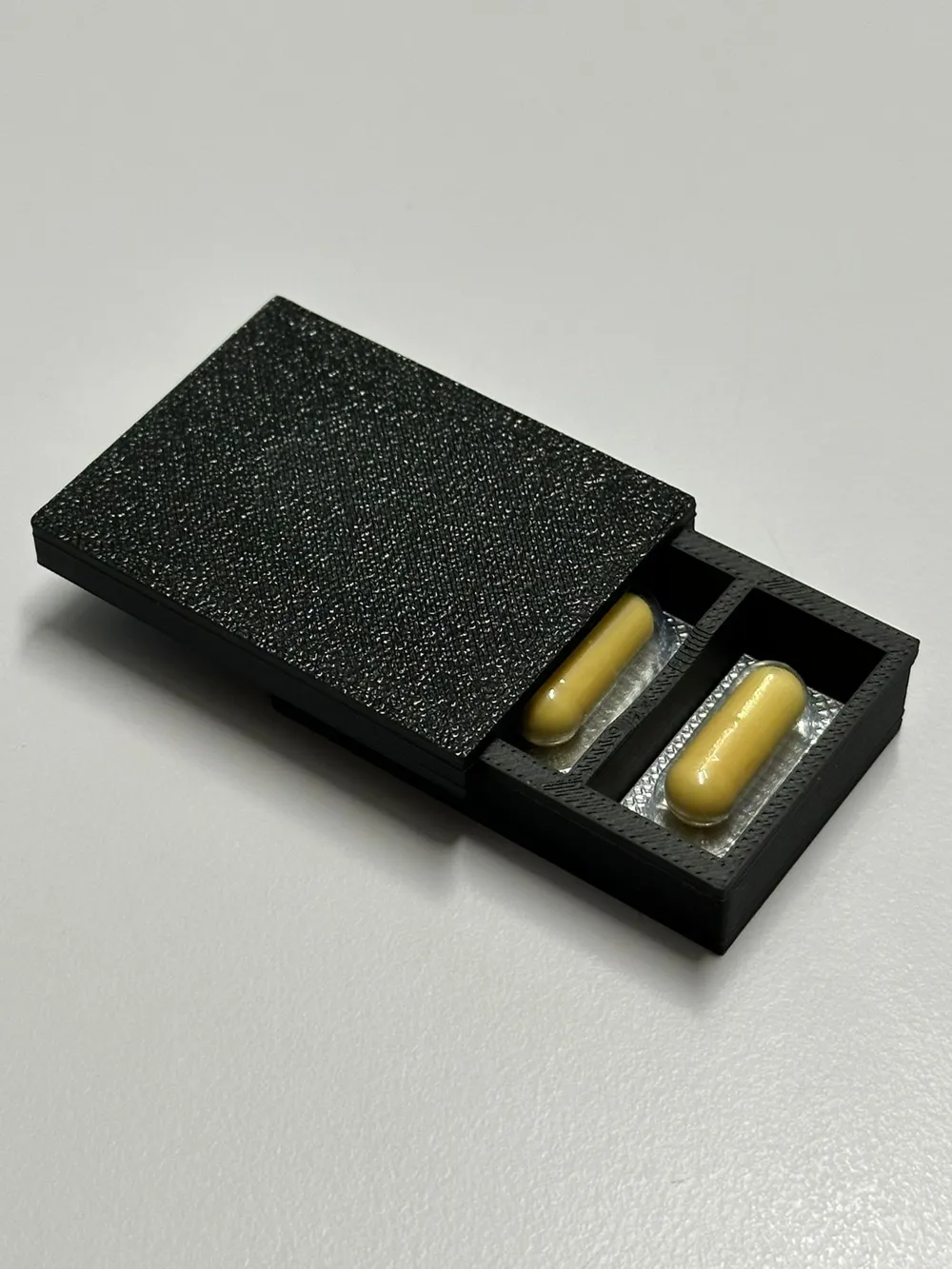 Pill Box with Sliding Lid - Free 3D Print Model - MakerWorld