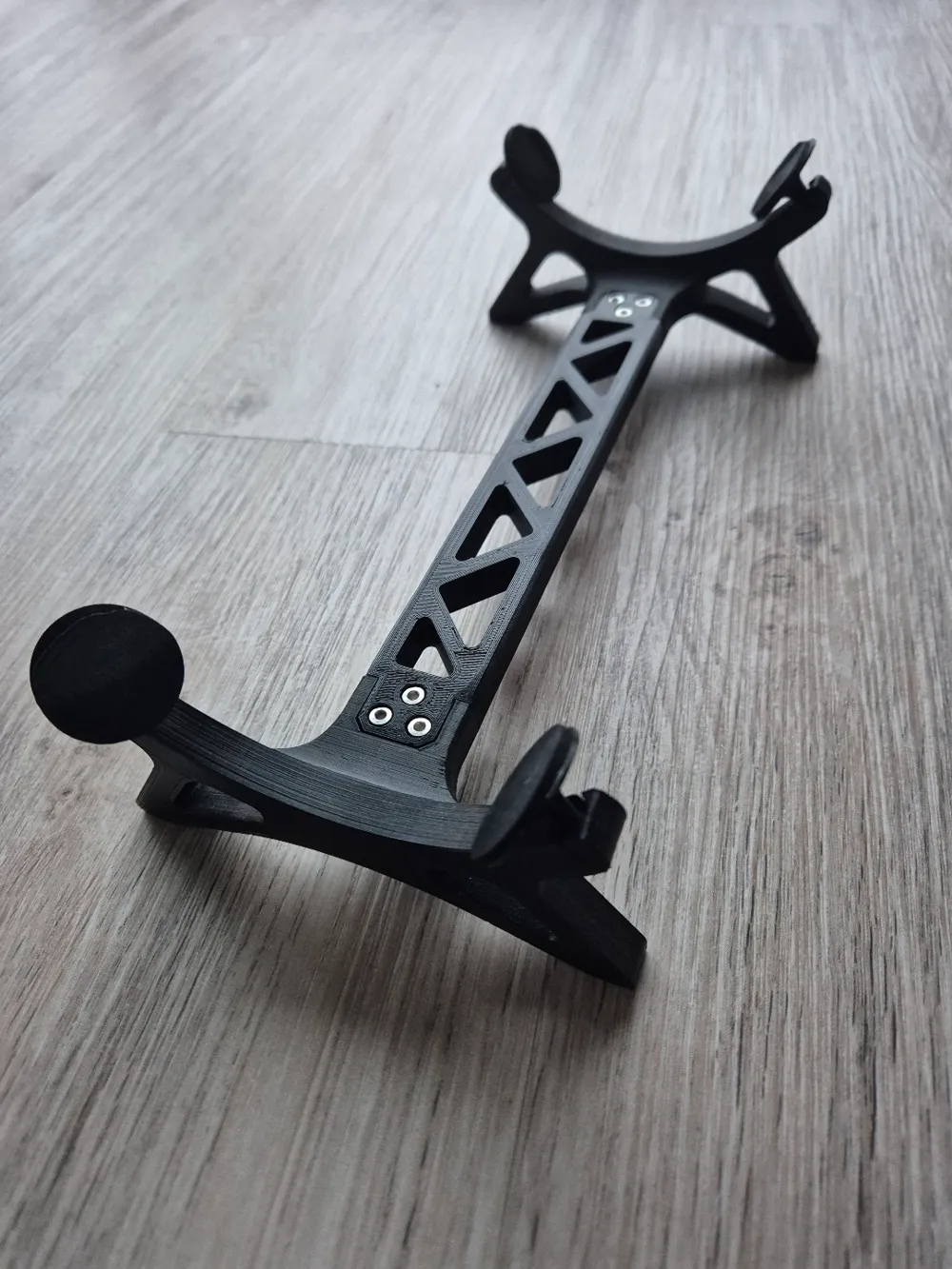Portalgun Replica Stand by pascal - MakerWorld