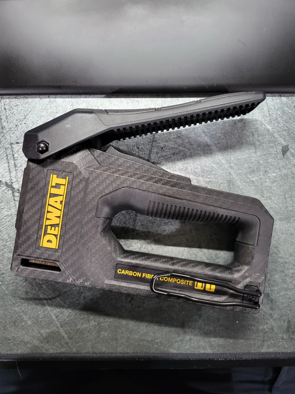 Extension Cord Retaining Clip by bassix187 - MakerWorld