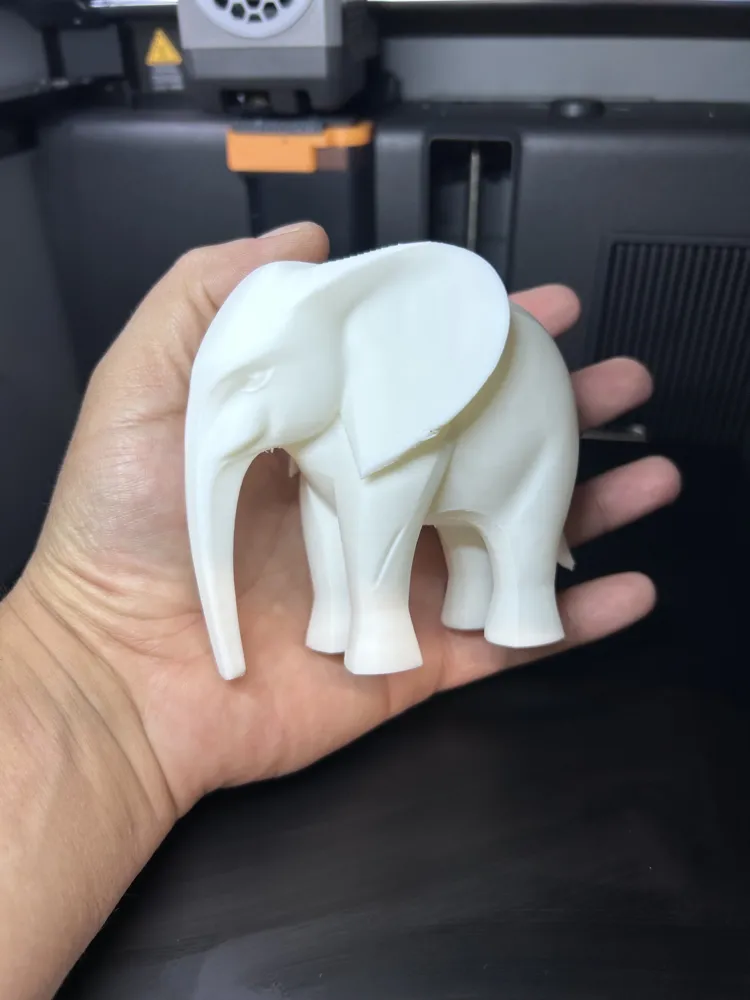 Minimalist Elephant Sculpture - Free 3D Print Model - MakerWorld