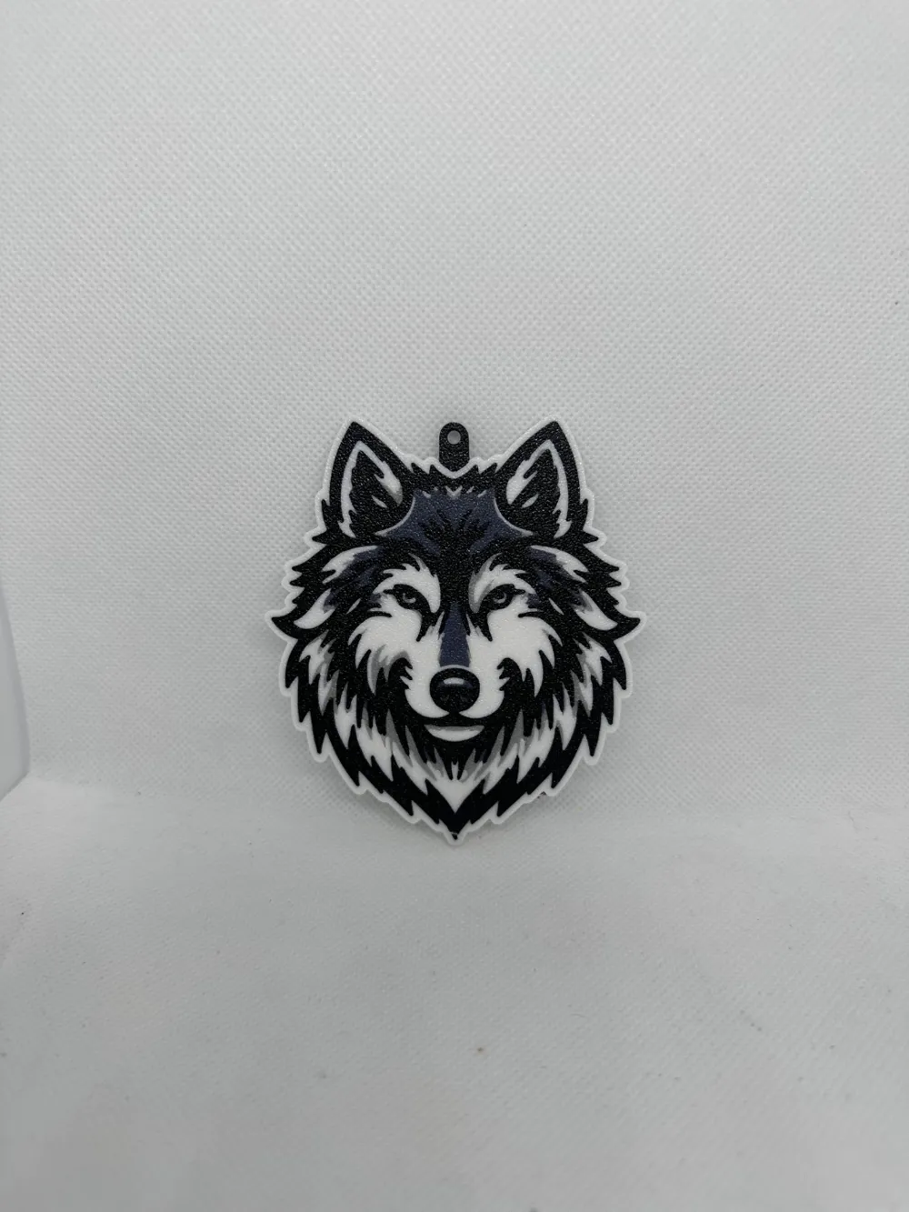 Wolf Keychain - Free 3D Print Model - MakerWorld