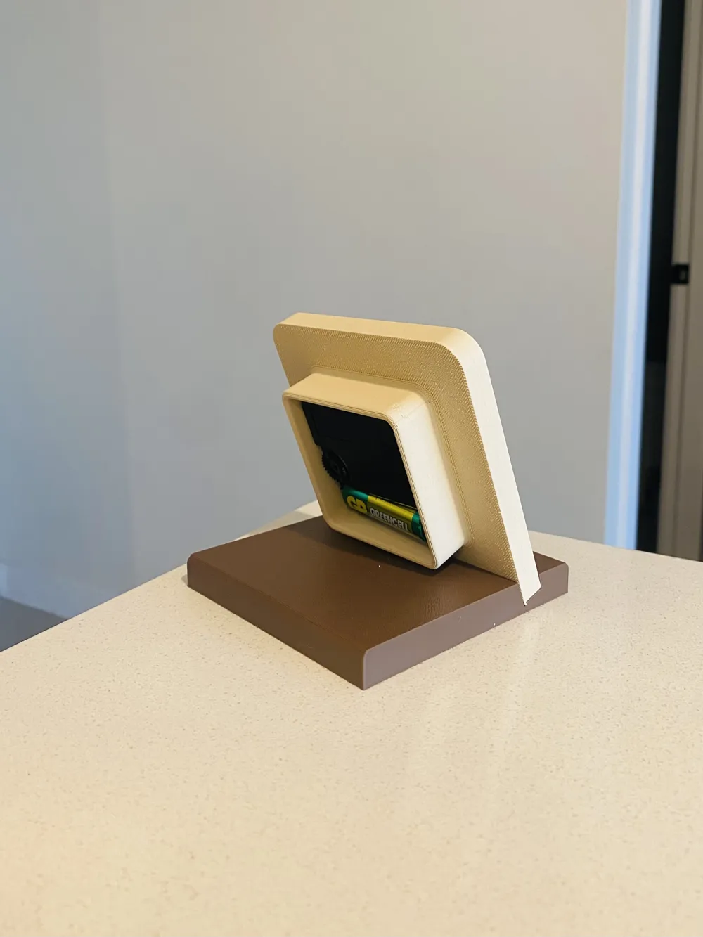 Elegant Desktop Clock - With Second Hand by Q_Craft MakerWorld ...