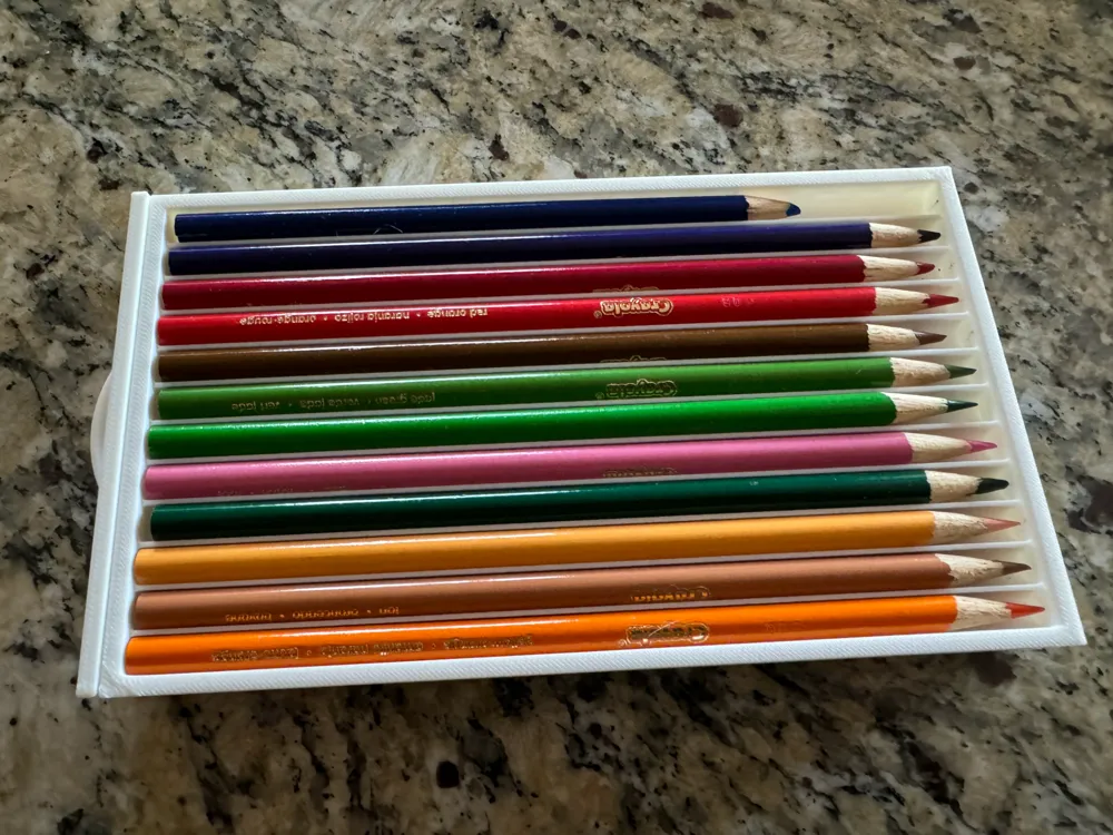 Color pencil box. by RobertW - MakerWorld