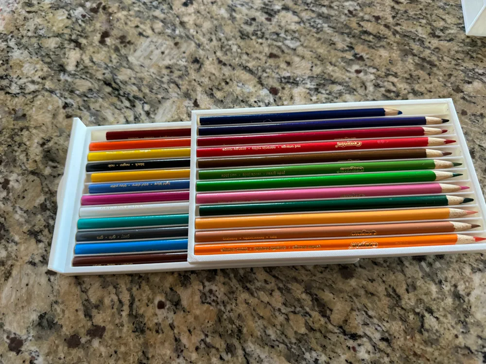 Color pencil box. by RobertW - MakerWorld