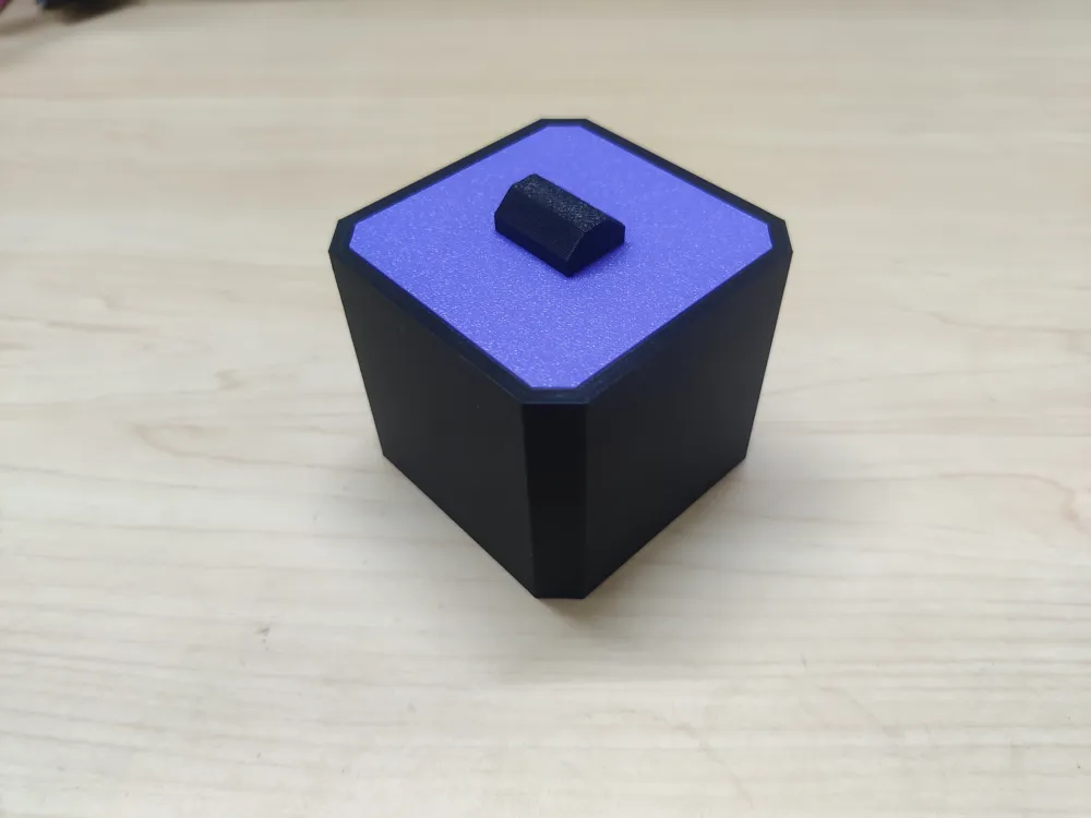 Tricky Christmas Gift Box (Spin to Unlock) - Free 3D Print Model ...