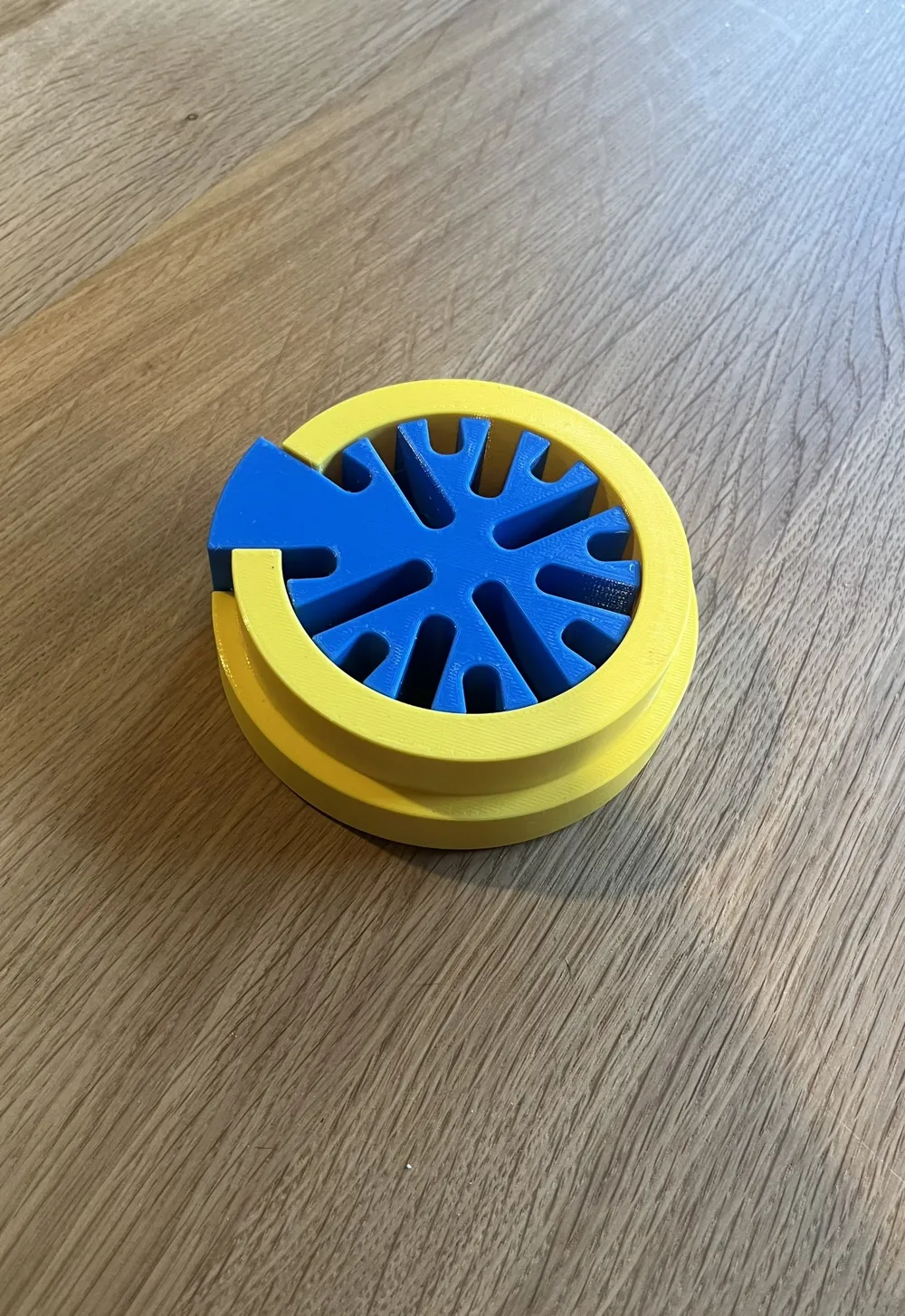 Ethernet cable comb - Free 3D Print Model - MakerWorld