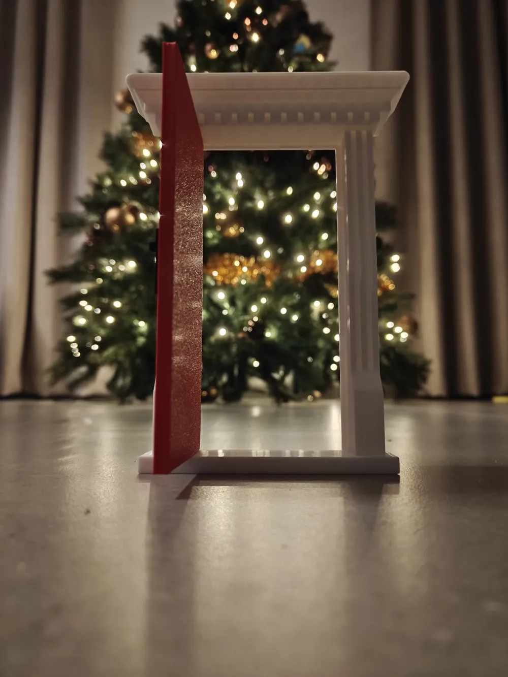 Elf door hinged - Free 3D Print Model - MakerWorld