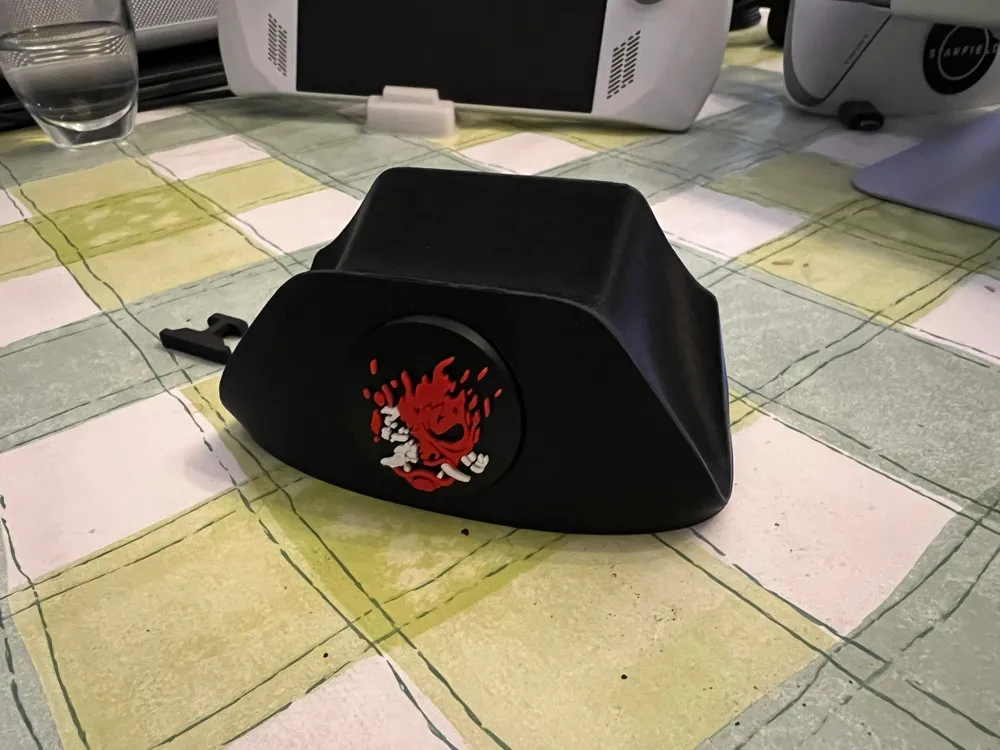 Controller Stand Badge System Skadis - Free 3D Print Model - MakerWorld
