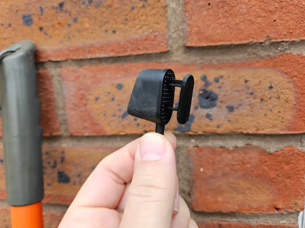 Ford Fiesta parcel shelf clips - Free 3D Print Model - MakerWorld