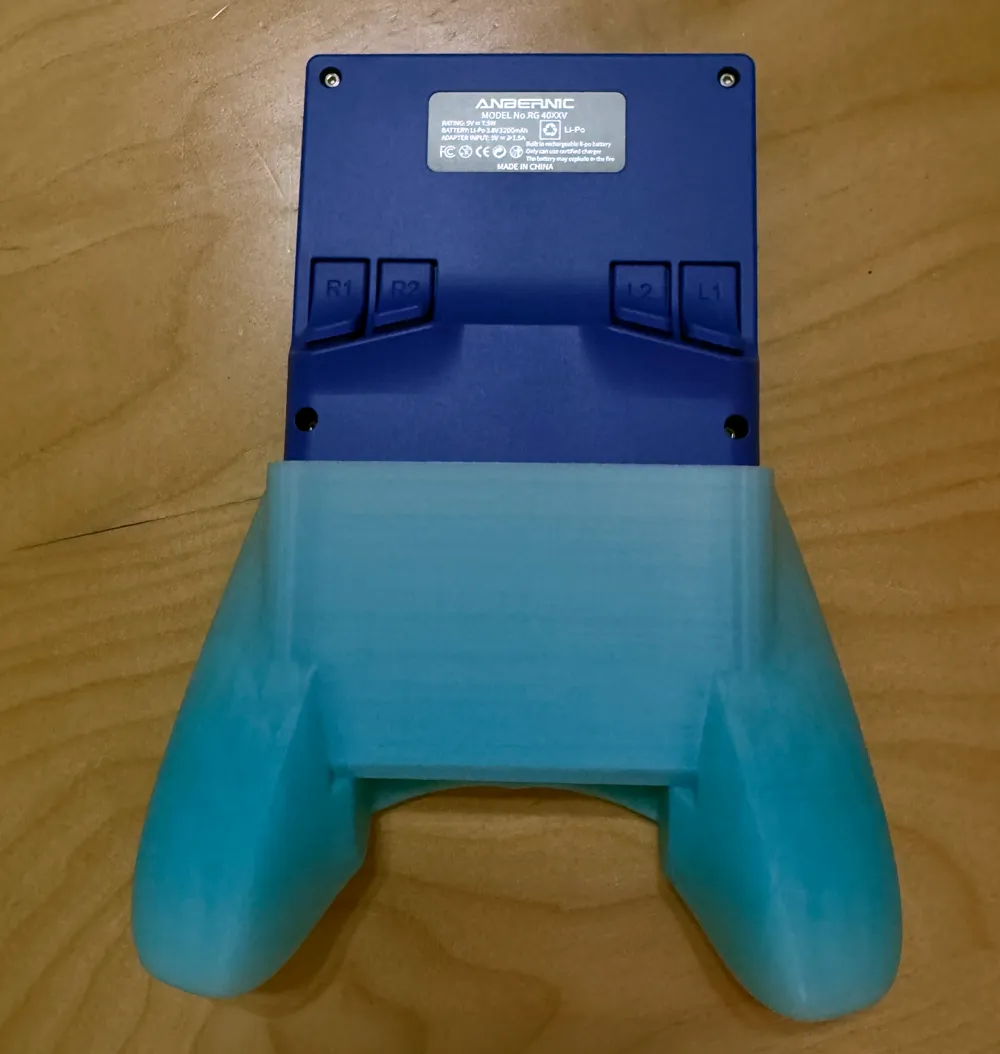 Anbernic rg40xxv grip Remixed by blaisedit MakerWorld: Download Free 3D ...