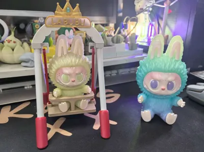 Labubu Sitting Party - Rotating Eyes (No AMS required) - Free 3D Print ...