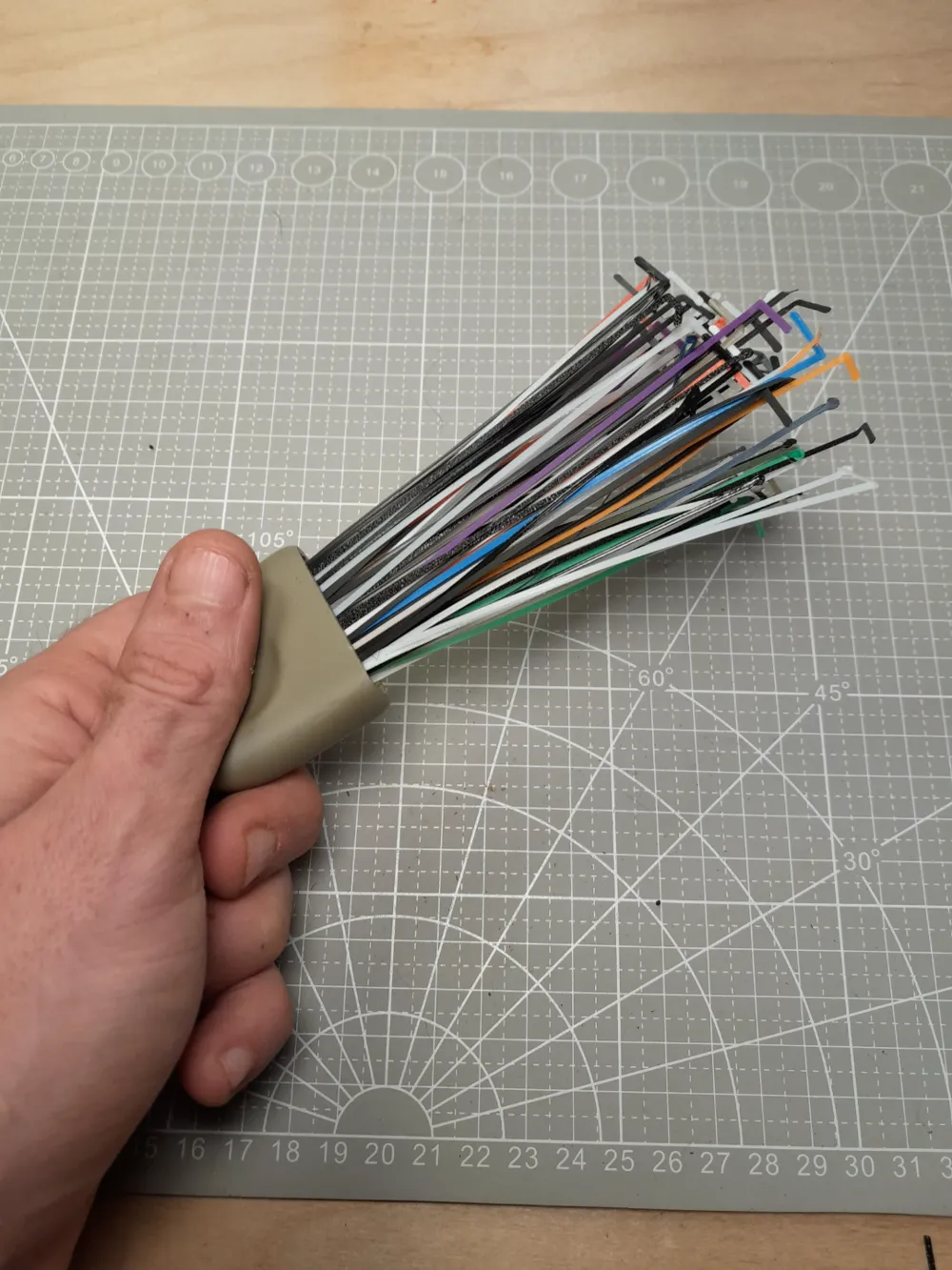 Mini Sweeper - Purge Line Broom - Free 3D Print Model - MakerWorld