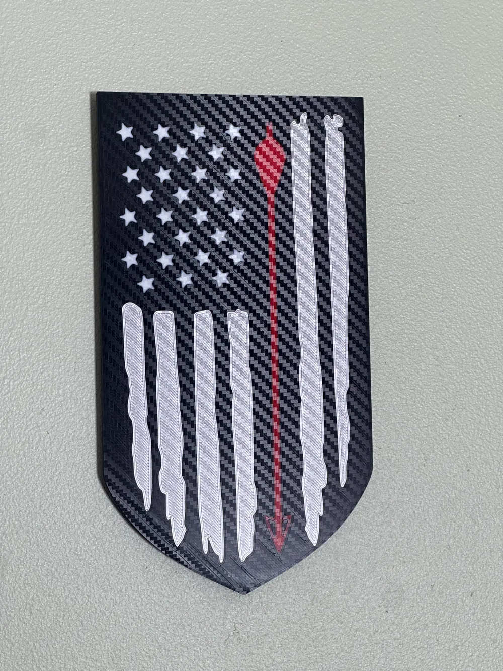 Distressed Flag Arrow Wall Plaque by RxWoody - MakerWorld