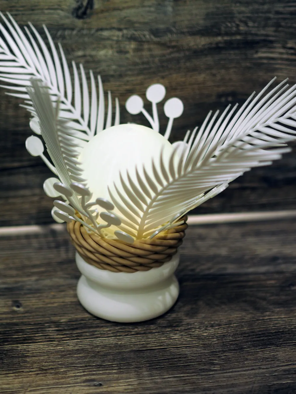Modern Lamp - Leaf / Flower - Free 3D Print Model - MakerWorld
