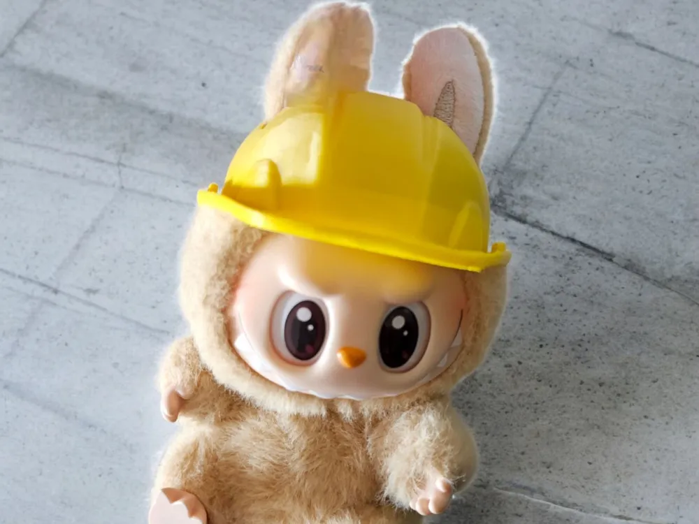 Construction Hard Hat For La bubu doll by Sky3D MakerWorld: Download ...
