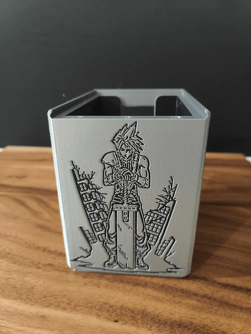 Final Fantasy Cloud Deck Box by The Layer Forge MakerWorld: Download Free 3D Models