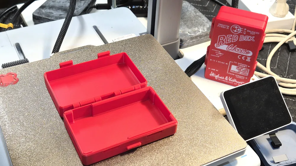 Hughes & Kettner Red Box Classic case - guitar DI by Dean_Menhennet ...