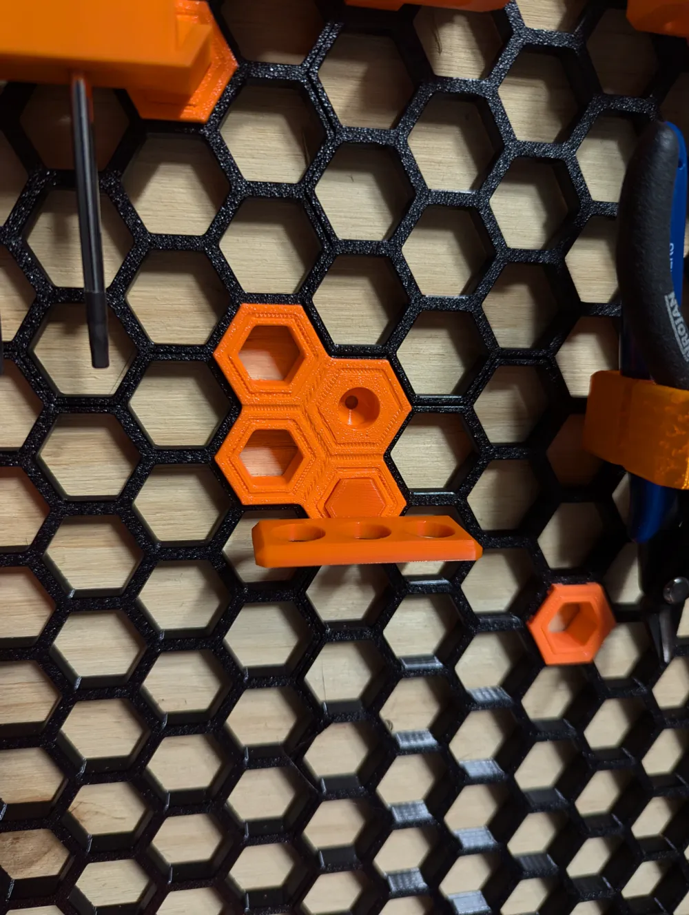 HSW - Sharpie Holder - Free 3D Print Model - MakerWorld