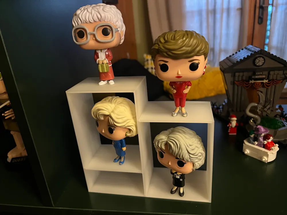 Simple 4 figure Funko Pop Figure Display by RG3D - MakerWorld