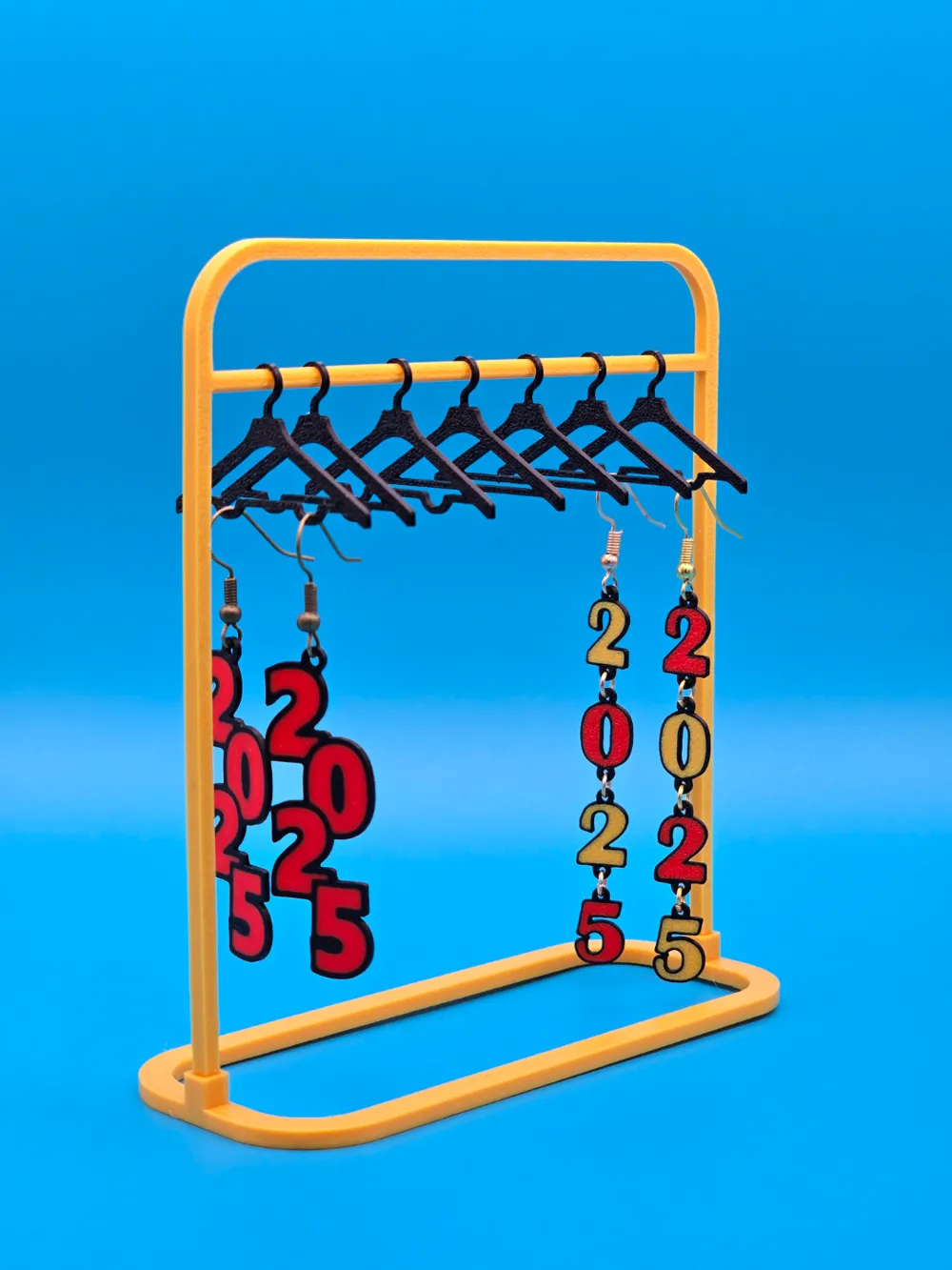 Coat hanger shaped jewelry box - Free 3D Print Model - MakerWorld