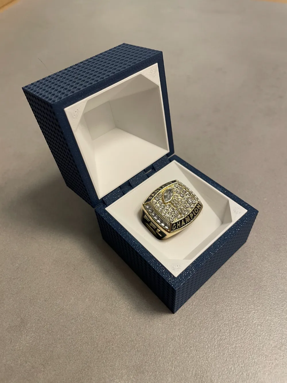 Trophy Ring Box by jovi MakerWorld: Download Free 3D Models