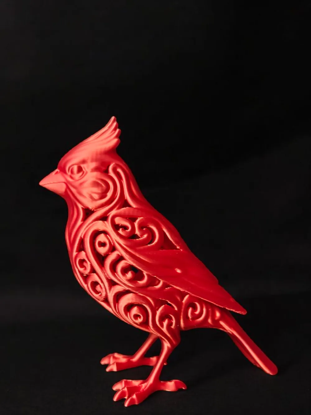 Elegant openwork Cardinal bird figure - Free 3D Print Model - MakerWorld