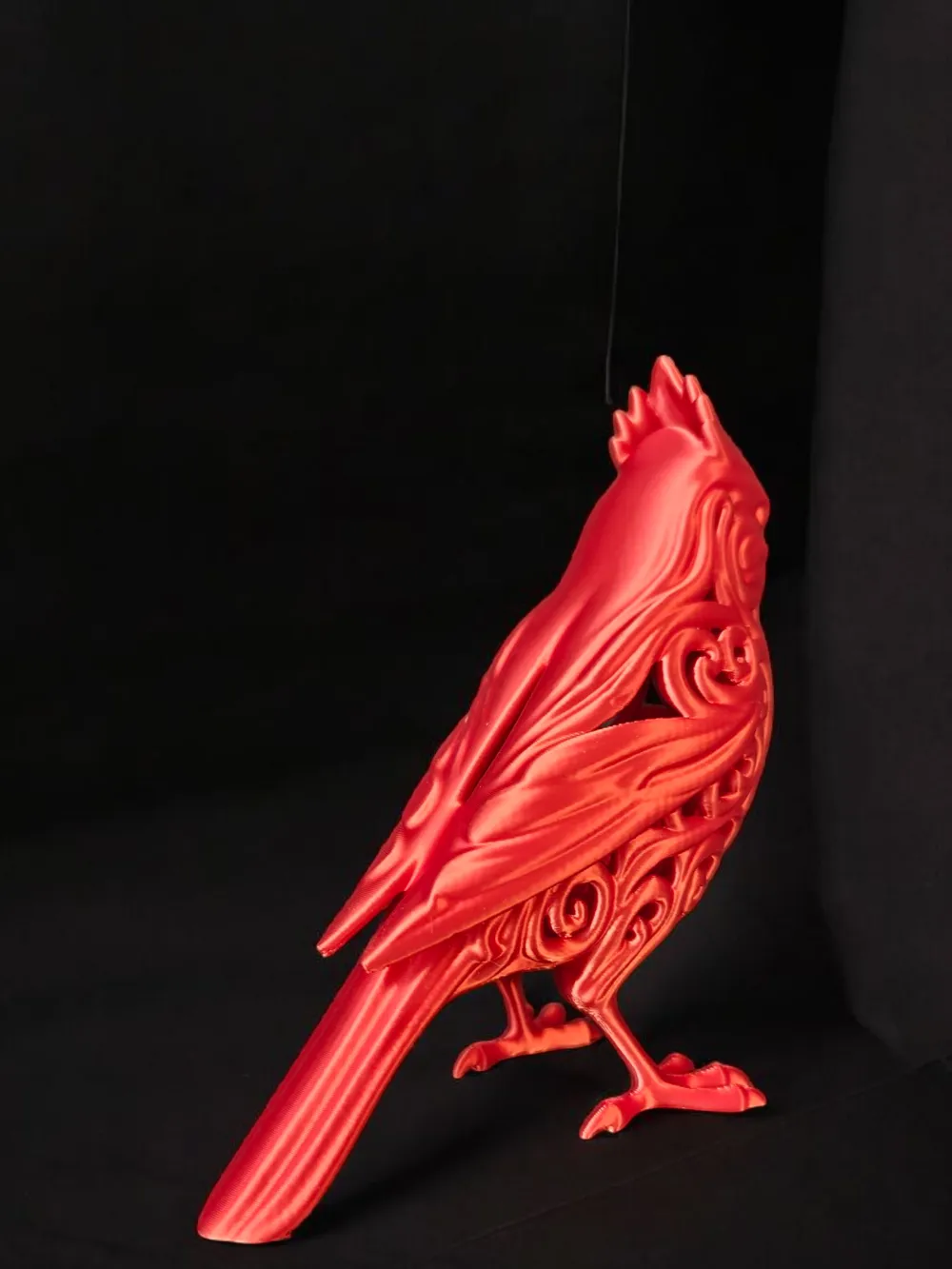 Elegant openwork Cardinal bird figure - Free 3D Print Model - MakerWorld