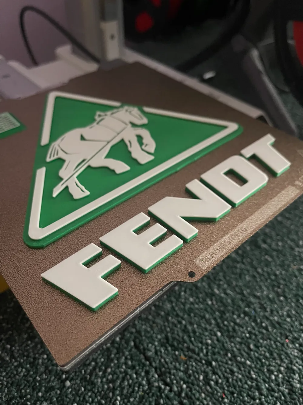 Fendt logo by intommy - MakerWorld