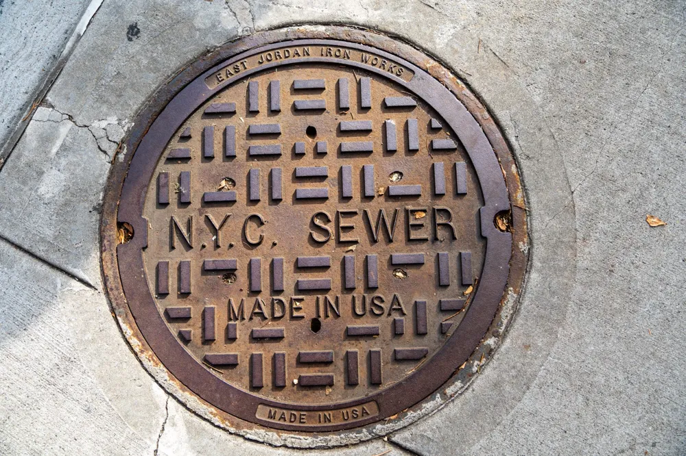 Realistic New York City Manhole Cover by Zachary's Prints - MakerWorld