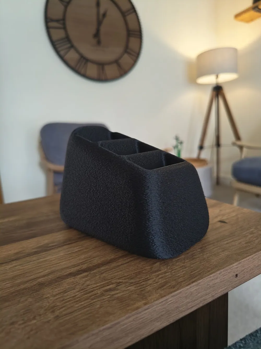 Minimal Remote Stand - Free 3D Print Model - MakerWorld