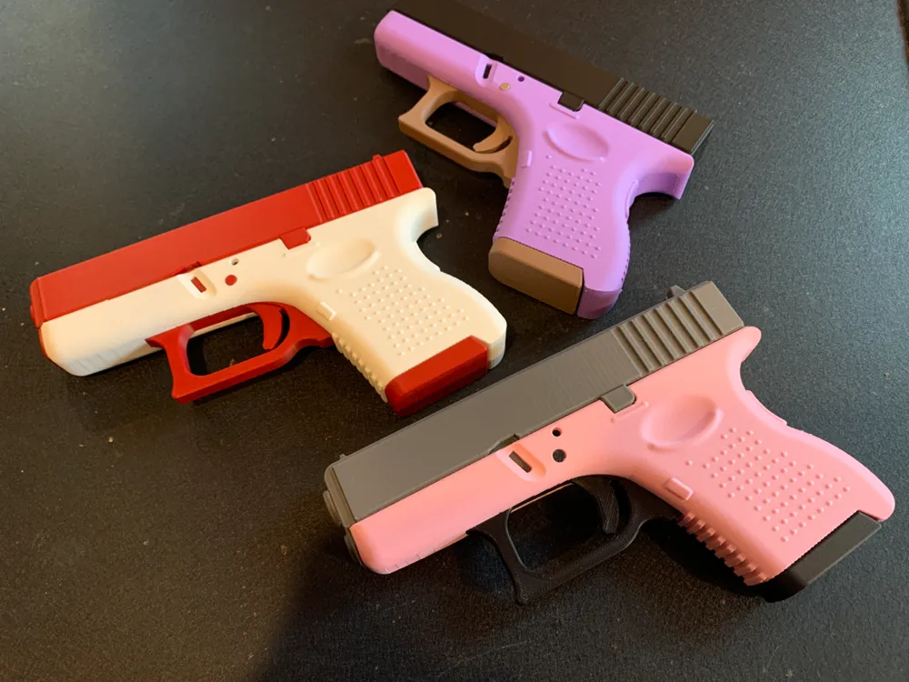 Glock 26 Non-Operating Prop Pistol with Holster - Free 3D Print Model ...