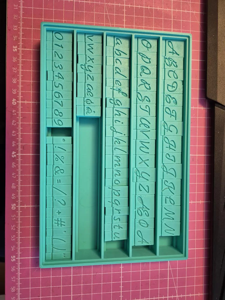 Alfabeto Marck Script 11 mm com caixa (incl. æøå) - Modelo gratuito ...