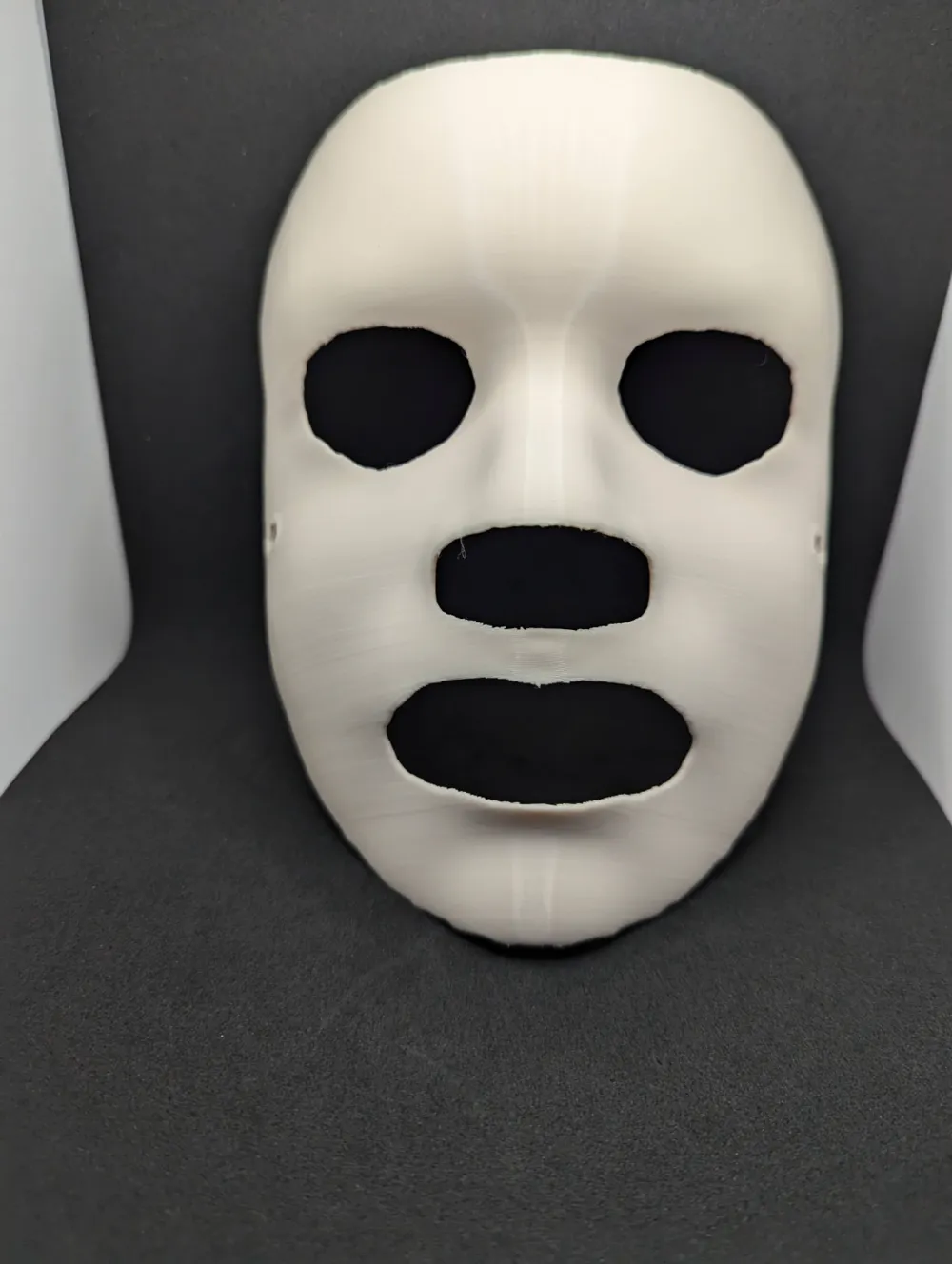 Dwight Schrute (The Office) CPR Dummy Mask by Bazzlington - MakerWorld