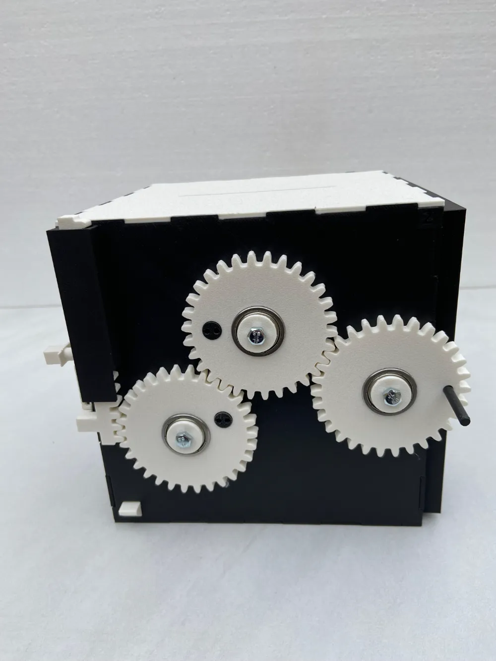 Four-Seal Vault – Shikuro – the escape box - Free 3D Print Model ...
