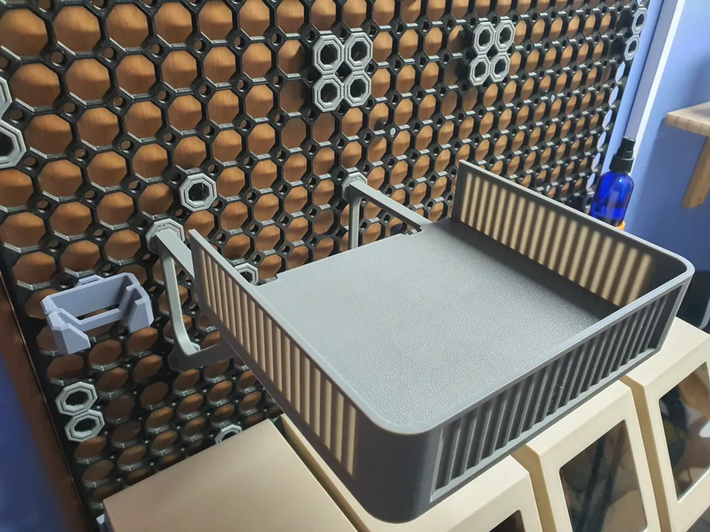 Large Multiboard Shelf with borders and Lid by warlogh MakerWorld ...