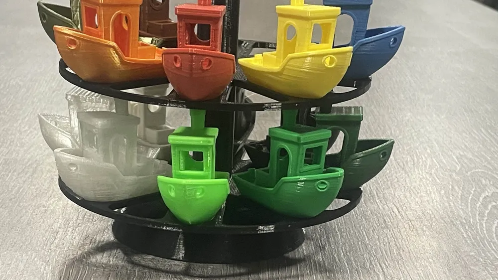 3D Benchy stand by Ondra Hladík - MakerWorld