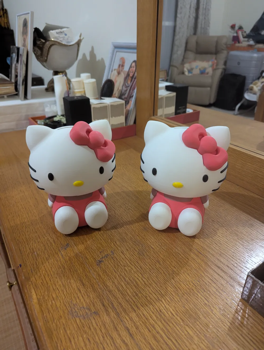 Hello Kitty Piggy Bank - Free 3D Print Model - MakerWorld